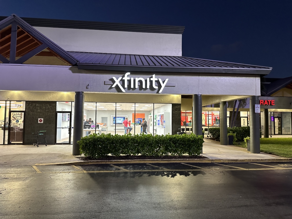 tcbusiness.com – Comcast Opens Xfinity Store in Port St. Lucie
